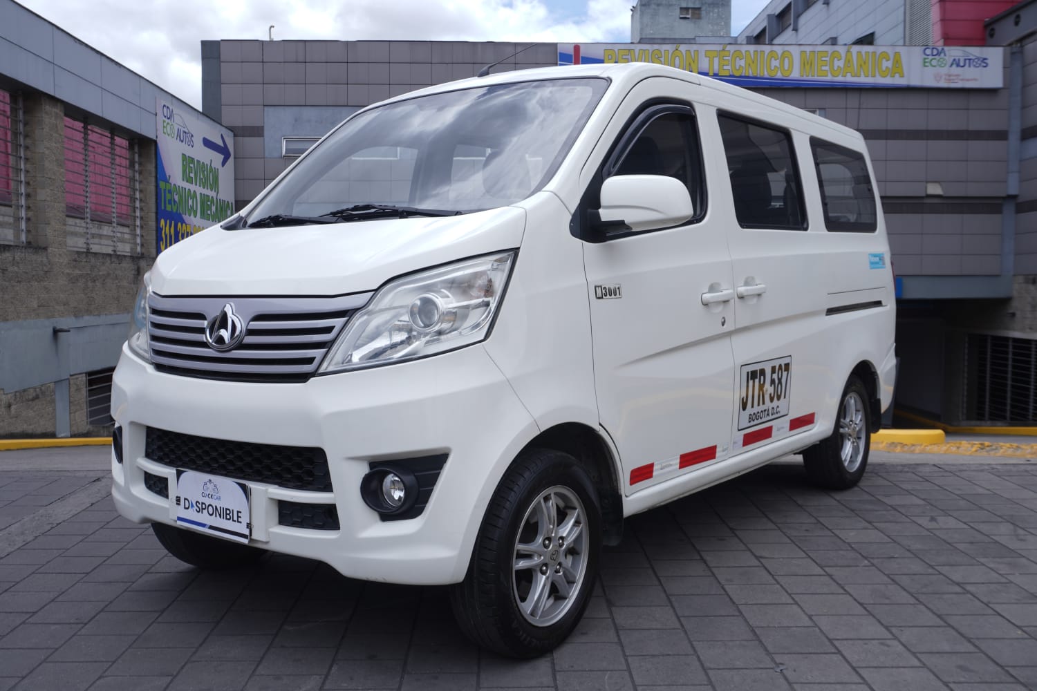 MINI VAN CHANGAN PLUS LUXURY 2022 – ClickCar Colombia sas